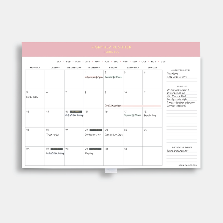 Magnetic Monthly Calendar – Ronnie & Co
